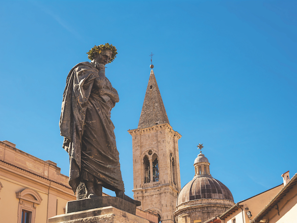 A poet at the world's edge - Italy Travel and Life