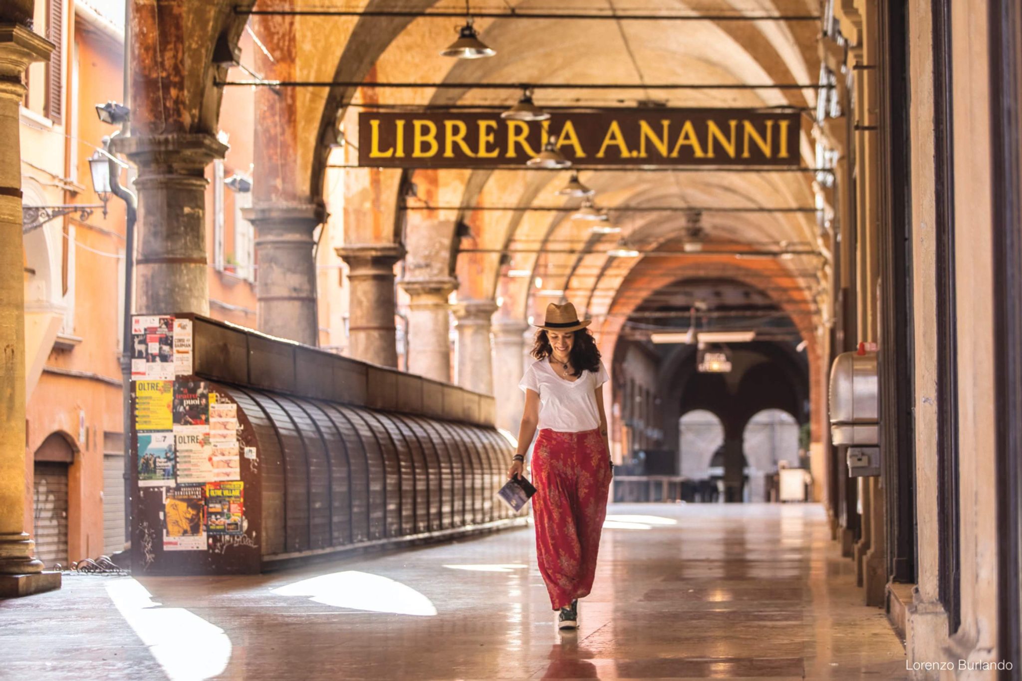 A tour of the Porticoes of Bologna with Tom Benjamin - Italia