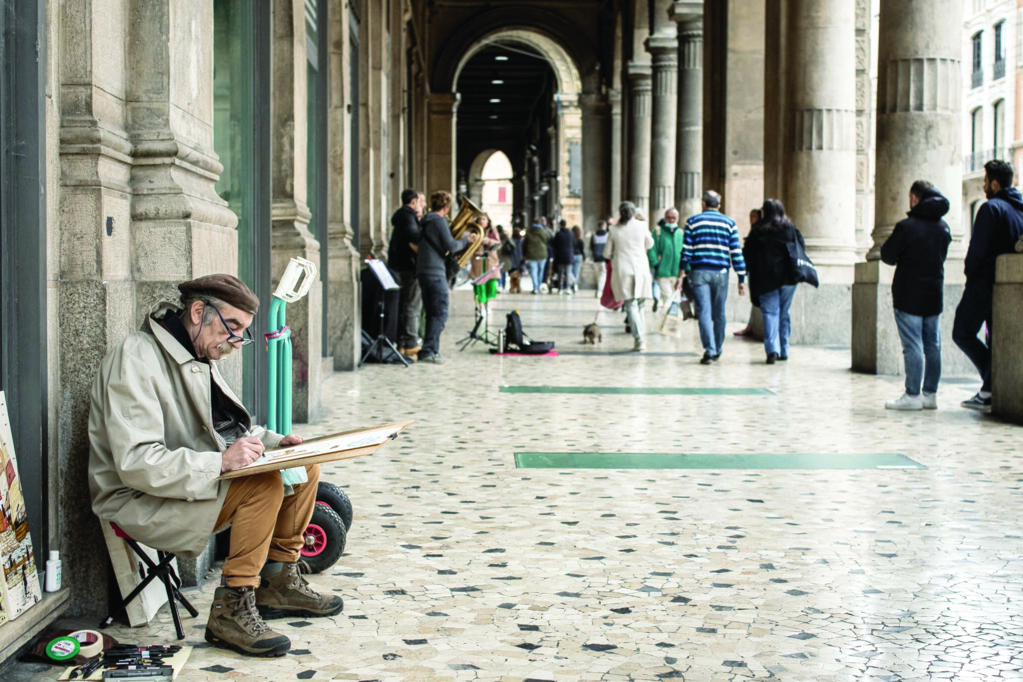 A tour of the Porticoes of Bologna with Tom Benjamin - Italia